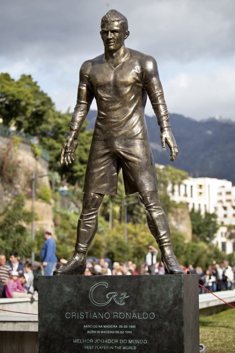 12 Best Bronze Football Statues in The World