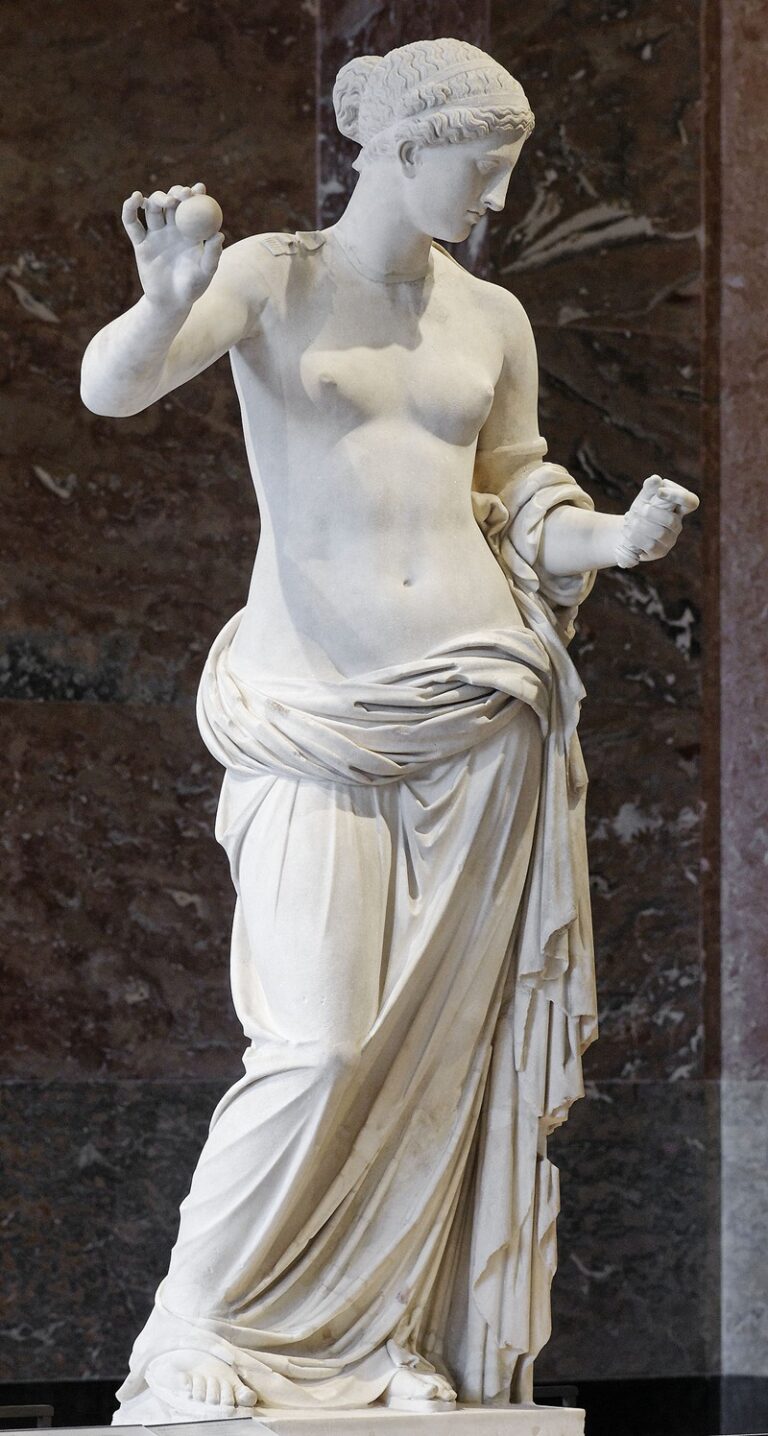 12 Iconic Greek Goddess Statues and the Stories Behind Them