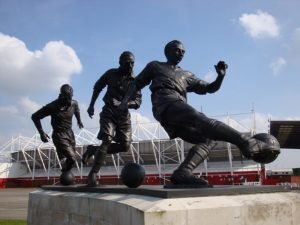 Bronze Football Player Stanley Matthews Sculptures - YouFine Art Sculpture