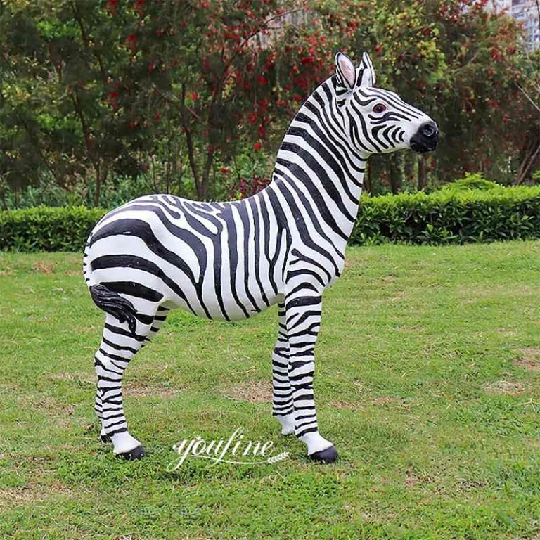 Life Size Fiberglass Zebra Sculpture For Lawn - YouFine Art Sculpture